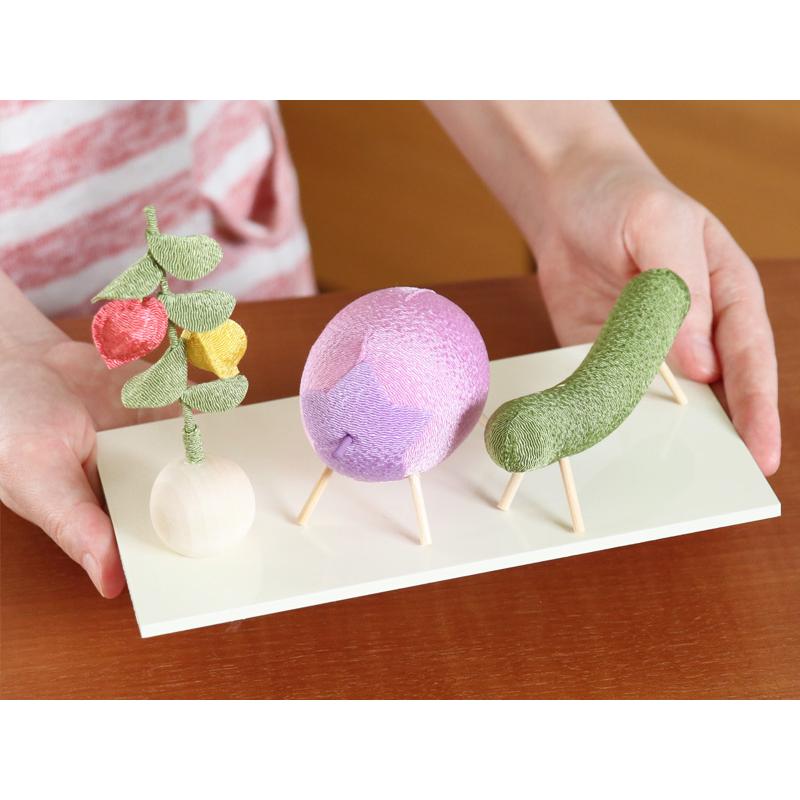 なーむくまちゃん工房 お盆飾り パステル精霊馬飾りセット (57-169) ちりめん 牛 茄子 胡瓜 縮緬 ほうずき 精霊棚 盆提灯 初盆 新盆 日本製 国産 : 仏壇・位牌 なーむくまちゃん ...