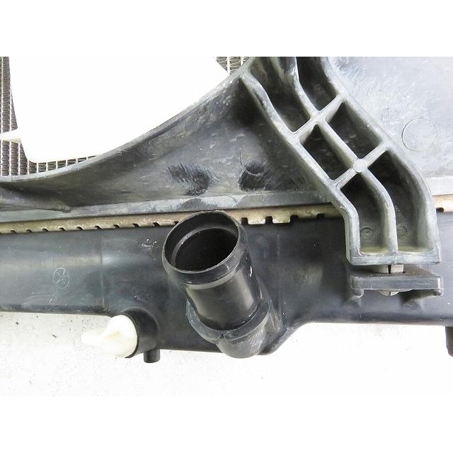 エブリイ HBD-DA17V H27年 1型 ラジエーター 17700-64P00 コンデンサー 95310-64P00 電動ファン ...