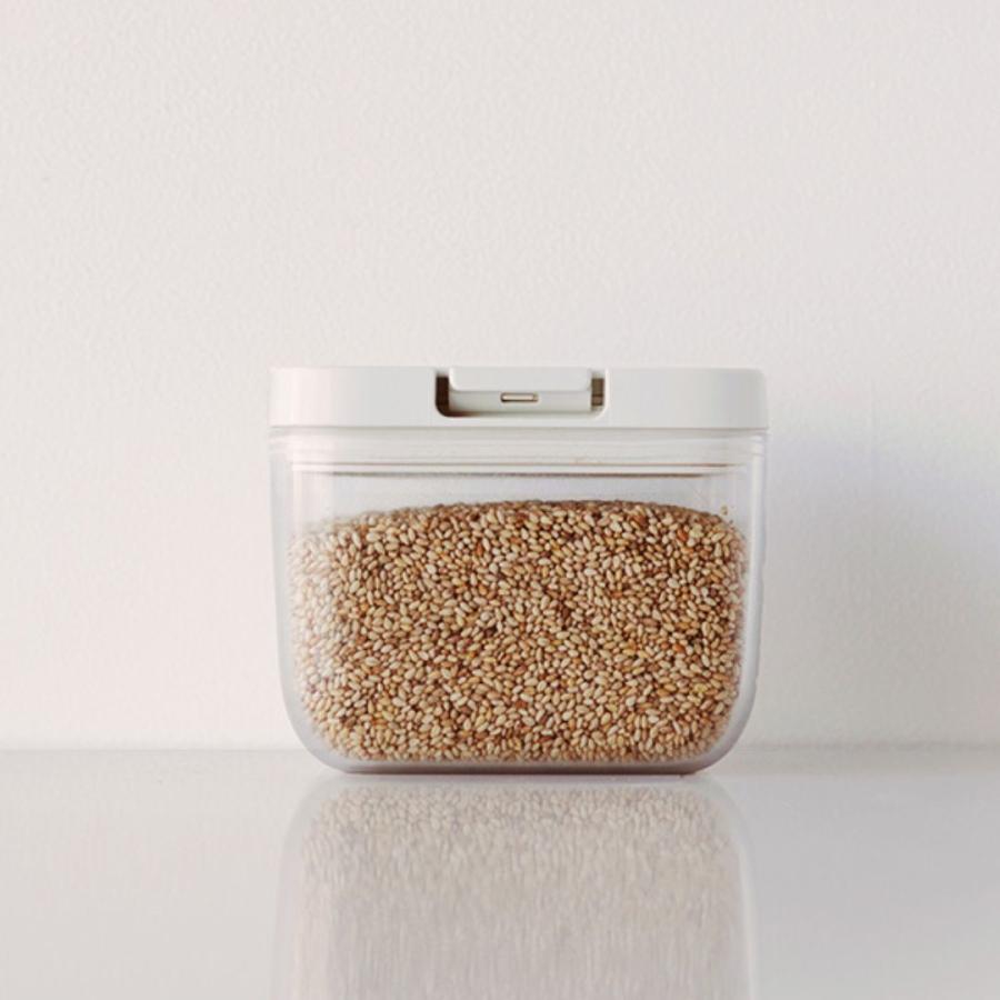 マーナ marna 保存容器 ショート ホワイト マーナ 4976404276425 調味料 キッチン 450ml 密閉容器 ワンタッチ GOOD LOCK CONTAINER パッキン 収納 ...