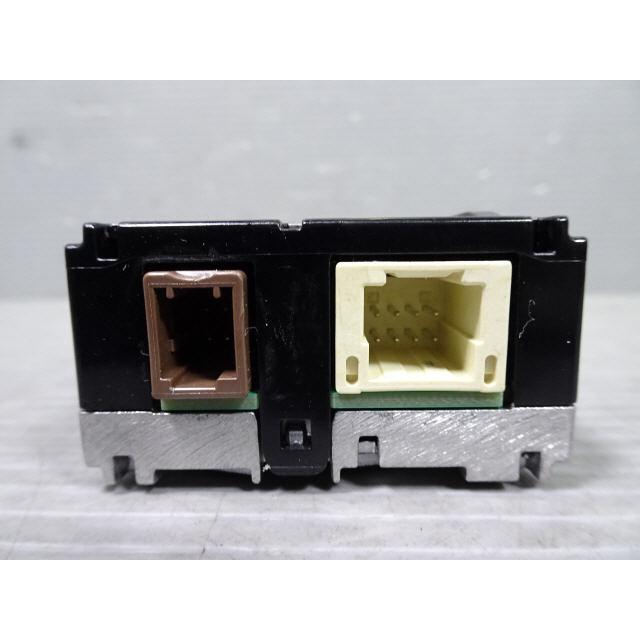 シエンタ 6AA-MXPL10G USB・100Vポート 86190-52090 ハイブリッドZ 14590km 1kurudepa : くるデパヤフーショップ - 通販 - Yahoo!ショッピング