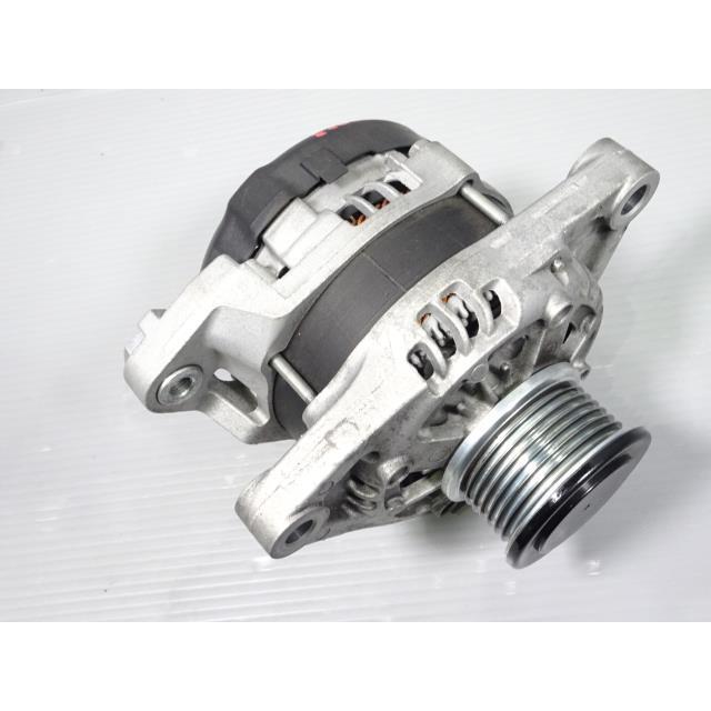 ハイエース QDF-GDH211K ダイナモ オルタネーター 070 デンソー 27060-11360 6型 1GD-FTV 24067km ...