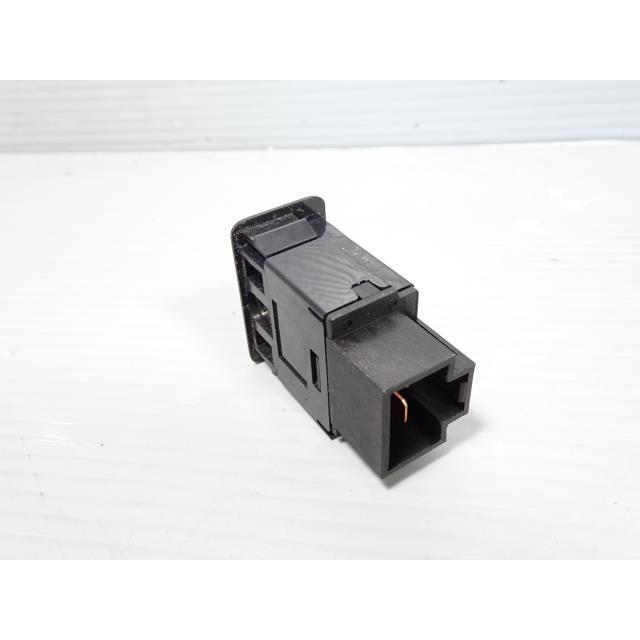 サンバー EBD-TV2 「リヤヒータースイッチ」 32J ディアスSC 後期 テスト済 83503km 1kurudepa : くるデパヤフーショップ - 通販 - Yahoo!ショッピング