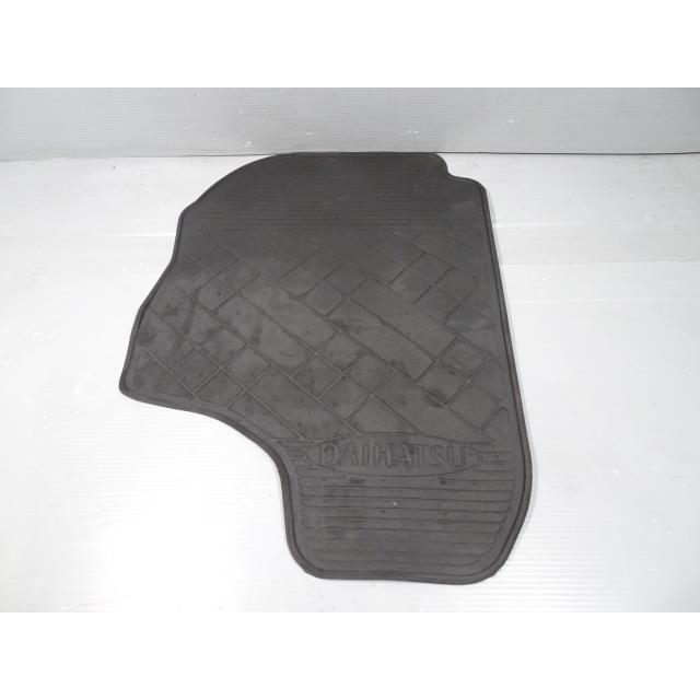 ハイゼット EBD-S201P フロアマット W20 スペシャル 54395km 1kurudepa22-07-30 : くるデパヤフーショップ - 通販 - Yahoo!ショッピング