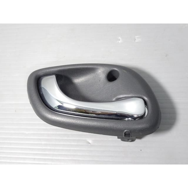 ジムニー ABA-JB23W 「右インナーハンドル」 Z7T 10型 ランドベンチャー 美品 1kurudepa08-39 : くるデパヤフーショップ - 通販 - Yahoo!ショッピング