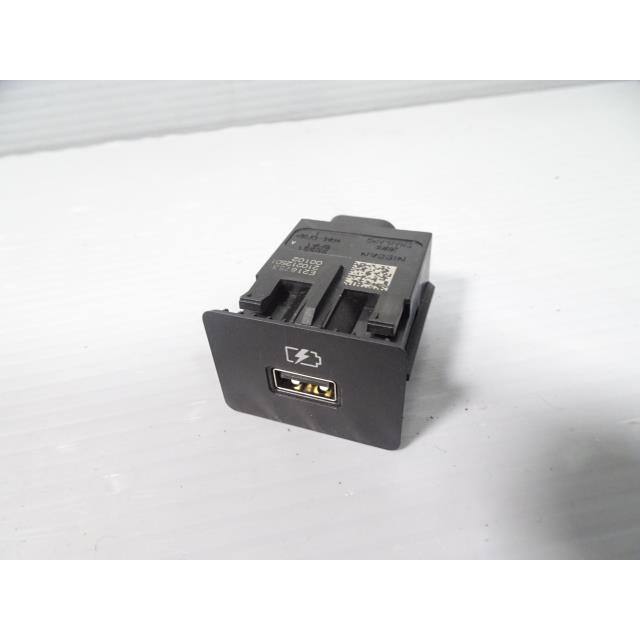 ノート 6AA-E13 「USBソケット」 K23 X E-POWER 16948km テスト済 オーラ 1kurudepa : くるデパヤフーショップ - 通販 - Yahoo!ショッピング