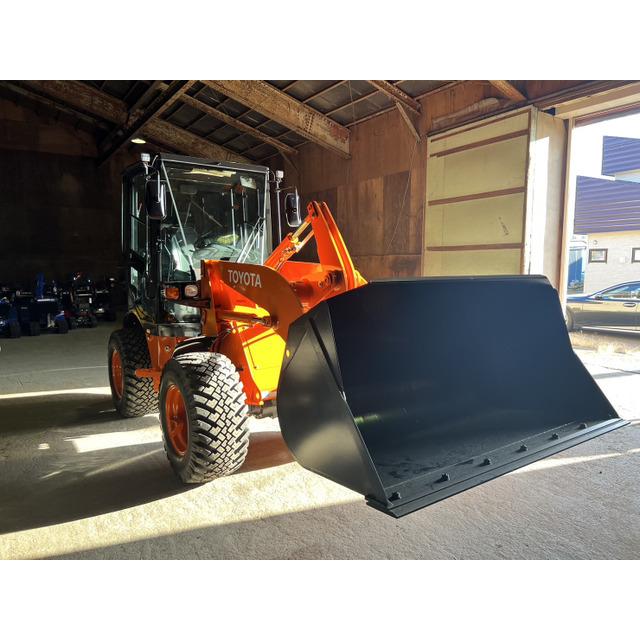 【支払総額5,600,000円】中古車 トヨタ /その他 登録済未使用 タイヤショベル 8SDT9 : 厳選中古車ショッピング - 通販 ...