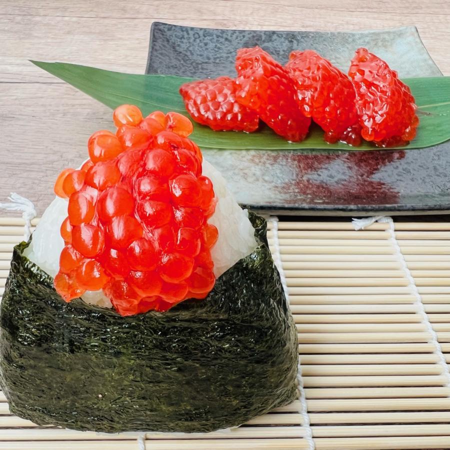 【天然秋鮭の筋子がこのお値段】天然秋鮭 北海道産 醤油筋子 208g 工場直送（真空 1本もの） :akisakesuziko-7:魚卵専門店釧路ウロコボシ - 通販 - Yahoo!ショッピング