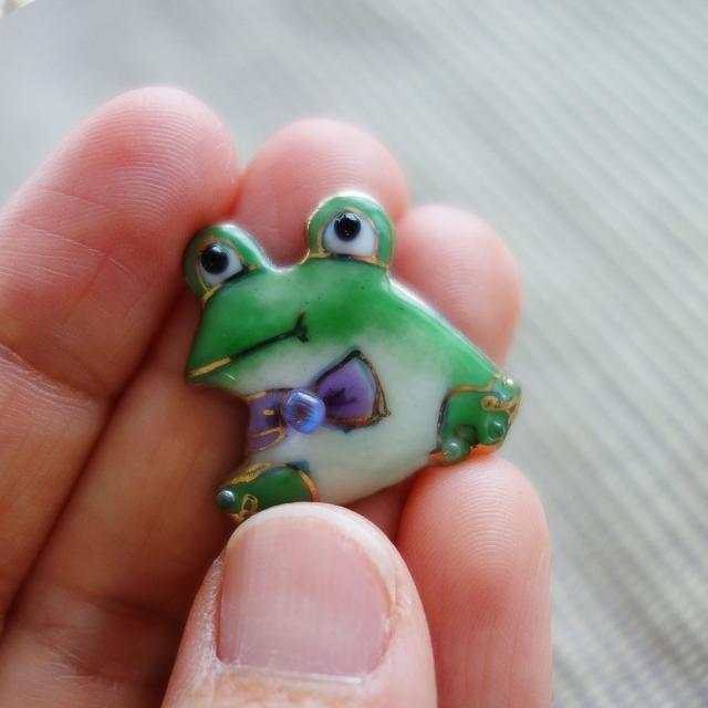 【UncleZ】 七宝焼き ピンブローチ カエル（顔） : pin-kaeru-4 : 京のめぐみ - 通販 - Yahoo!ショッピング
