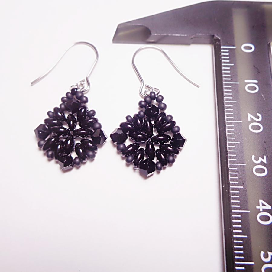 P1429-8S-BLK ピアス サージカルステンレスフックピアス 金属アレルギー対応 ビーズステッチ オパックブラック : Kytice2 ...