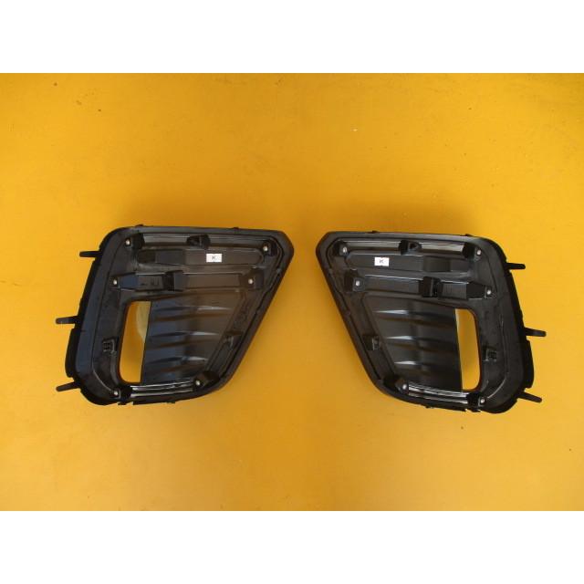 フォレスター SK5 SK9 純正フロントバンパーフォグランプカバー左右 57731SJ130/150 57731SJ120/140 フォグ ...