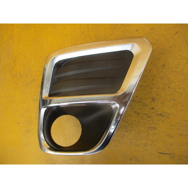 フォレスター SK5 純正フロントバンパー右フォグカバー C160101840 57731SJ060/080 フォグランプカバー右側 メッキ ...