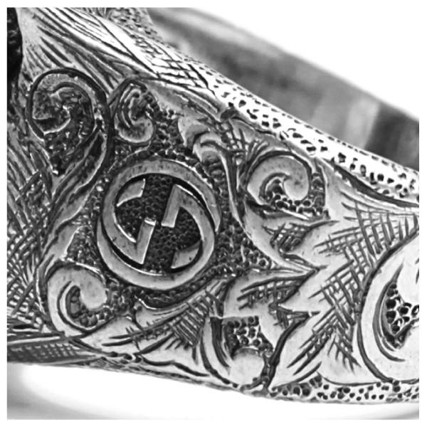 GUCCI グッチ ガーデンキャットヘッドシルバーリング メンズ GUCCI グッチ ガーデンキャットヘッドシルバーリング メンズ