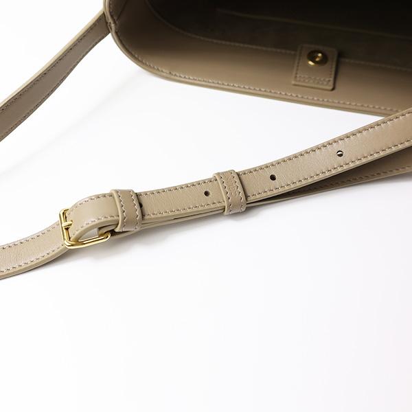 CELINE（セリーヌ） Cuir Triomphe Small Bucket Bag スモール