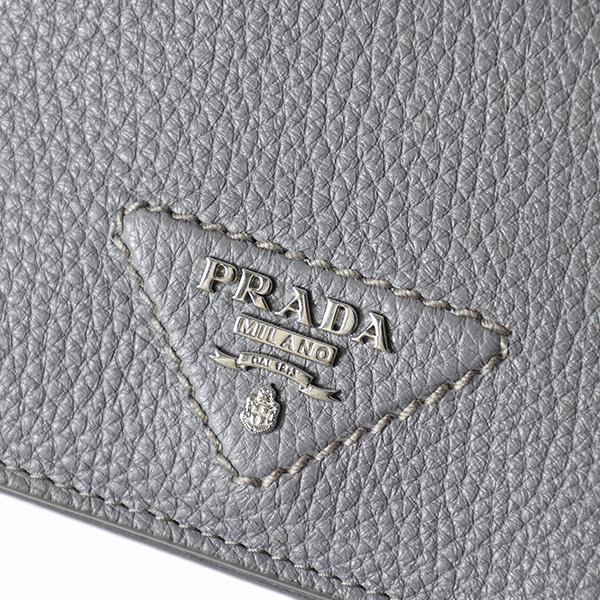 PRADA プラダ 二つ折り財布 VITELLO DAINO Bi-Fold Wallet PRADA プラダ 二つ折り財布 VITELLO DAINO Bi-Fold Wallet