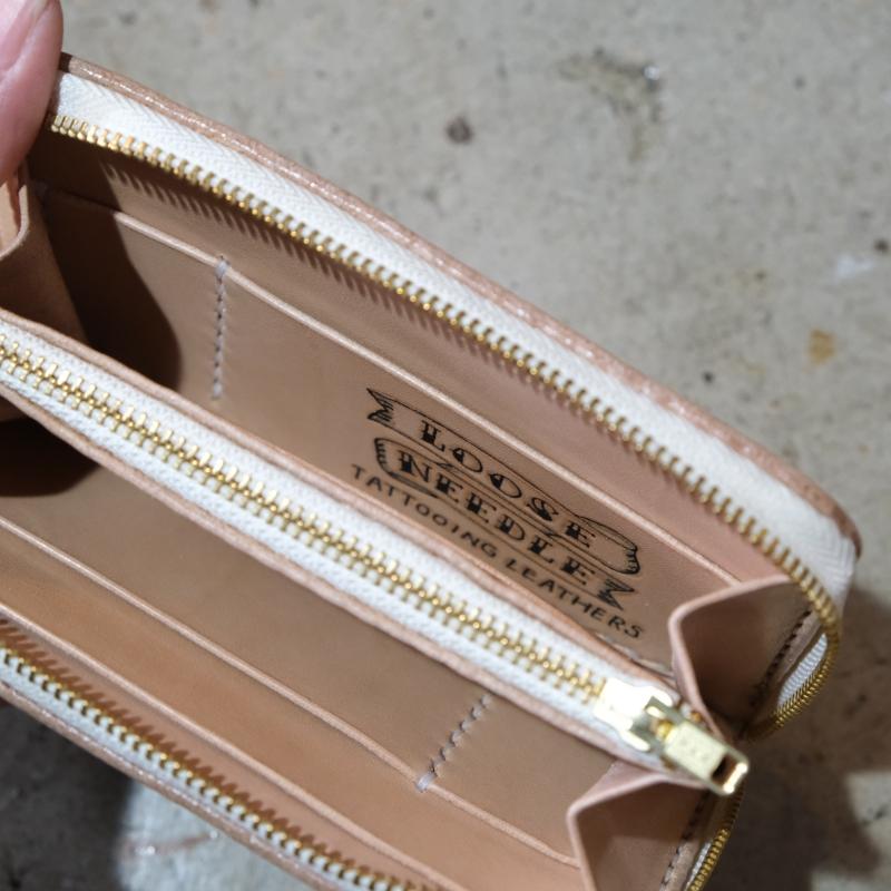 LOOSE NEEDLE Tattooing Leathers ルーズニードルタトゥーイングレザーズ【MIDLE ROUND FASTENER ...