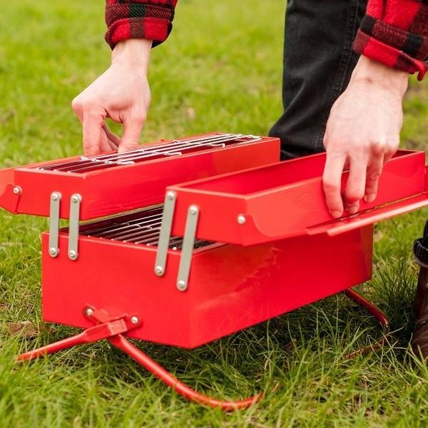 お手軽どこでもバーベキュー SUCK UK バーベキュー ツールボックス BBQ Tool Box : MONOLAB STORE - 通販 - Yahoo!ショッピング