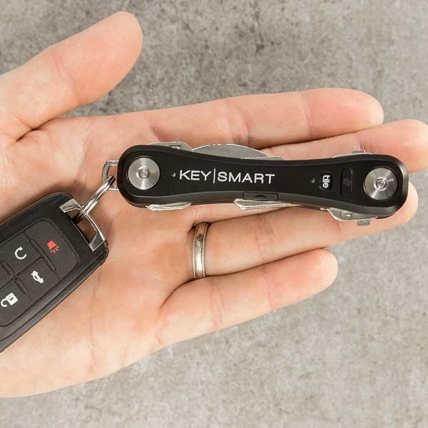 正規品 KEYSMART PRO ブラック キースマート プロ tile 内臓 LEDライト 付き トラッキング キーケース ...