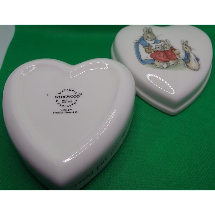 ハート型小物入れ WEDGWOOD(ウェッジウッド) Peter Rabbit(ピーター・ラビット) :c0033:アトリエ・ゼロ - 通販 - Yahoo!ショッピング