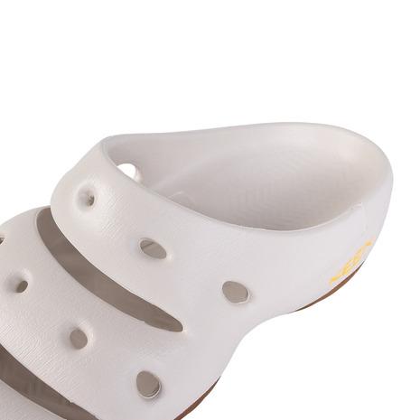 キーン（KEEN）（メンズ）スポーツサンダル ヨギ ホワイト 1028521 シャワーサンダル 軽量 クッション性 通気性 抗菌防臭加工 ...
