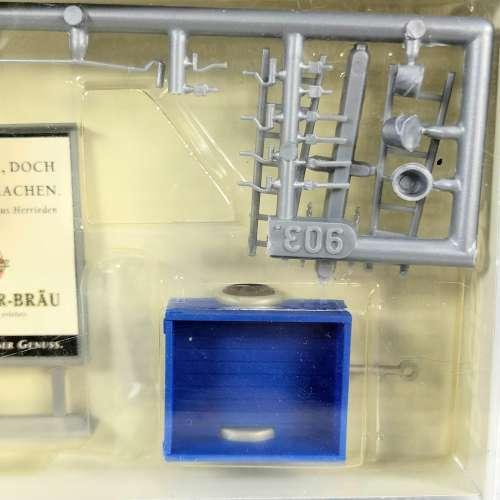 Preiser 1/87 ミニチュア ジオラマ フィギュア 看板作業員(10526) : LEAFS ヤフー店 - 通販 - Yahoo!ショッピング