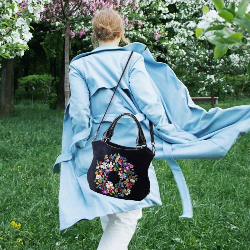 Think Bee! Bee!シンクビー リボンカーニバル手提バッグ Think Bee! Bee!シンクビー リボンカーニバル手提バッグ