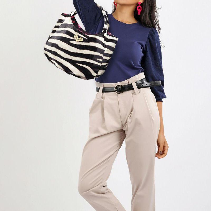 Think Bee！シンクビー ミスショッキング バッグ ゼブラ : 529-469 : インテリア雑貨LeModeヤフーSHOP - 通販 - Yahoo!ショッピング
