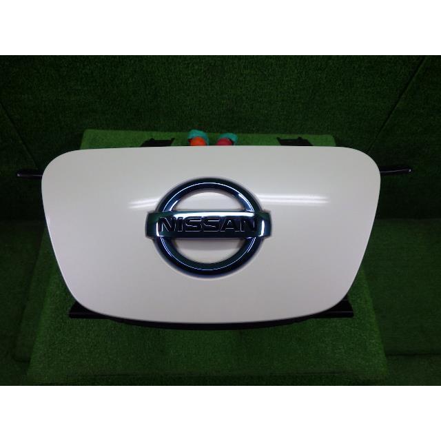 リーフ ZAA-ZE0 フューエルリッド QX1 充電口パネル 65701-3NB5A 65701-3NA5A 8238 : リプロ企画ヤフーショッピング店 - 通販 - Yahoo!ショッピング