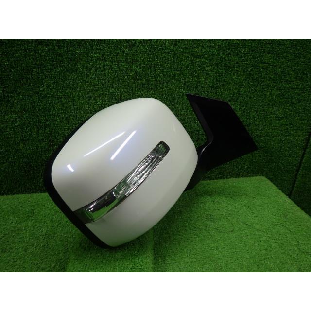 ワゴンR ワゴンR DBA-MH34S 右サイドミラー ZVH 白パール 電動格納/ヒーター/ウィンカー付/8ピン/ 84701-72M33-ZVH 84701-72MV4-ZVH 8335 ...