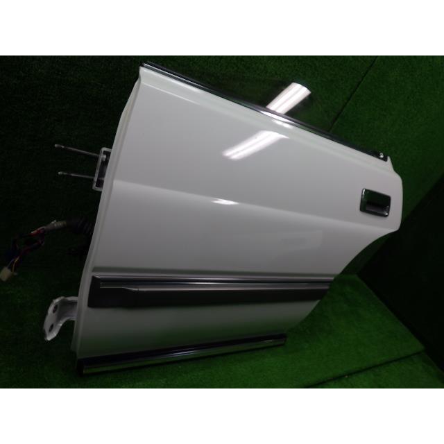 クラウン E-MS137 左RドアASSY 040 白 モール付/ 67004-30410 8777 : リプロ企画ヤフーショッピング店 - 通販 - Yahoo!ショッピング