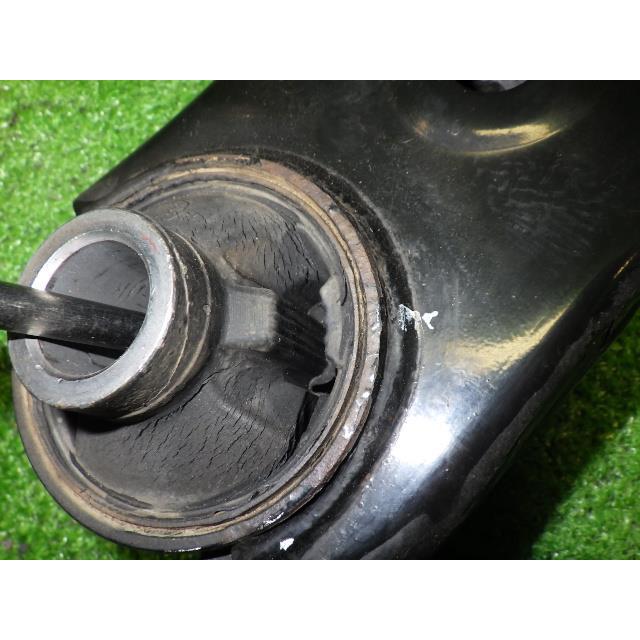 フォレスター 5AA-SKE 右Fロアアーム K1X 20202FL040 8822 : リプロ企画ヤフーショッピング店 - 通販 ...