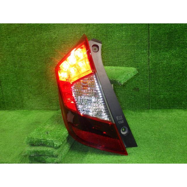 フィット DBA-GK4 左テールランプ スタンレー W1696G 33550-T5A-J02 8942 : リプロ企画ヤフーショッピング店 - 通販 - Yahoo!ショッピング