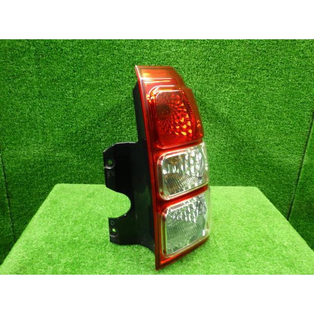 エスクード CBA-TD54W 右テールランプ 35650-65J21 35650-65J20 7818 : リプロ企画ヤフーショッピング店 ...
