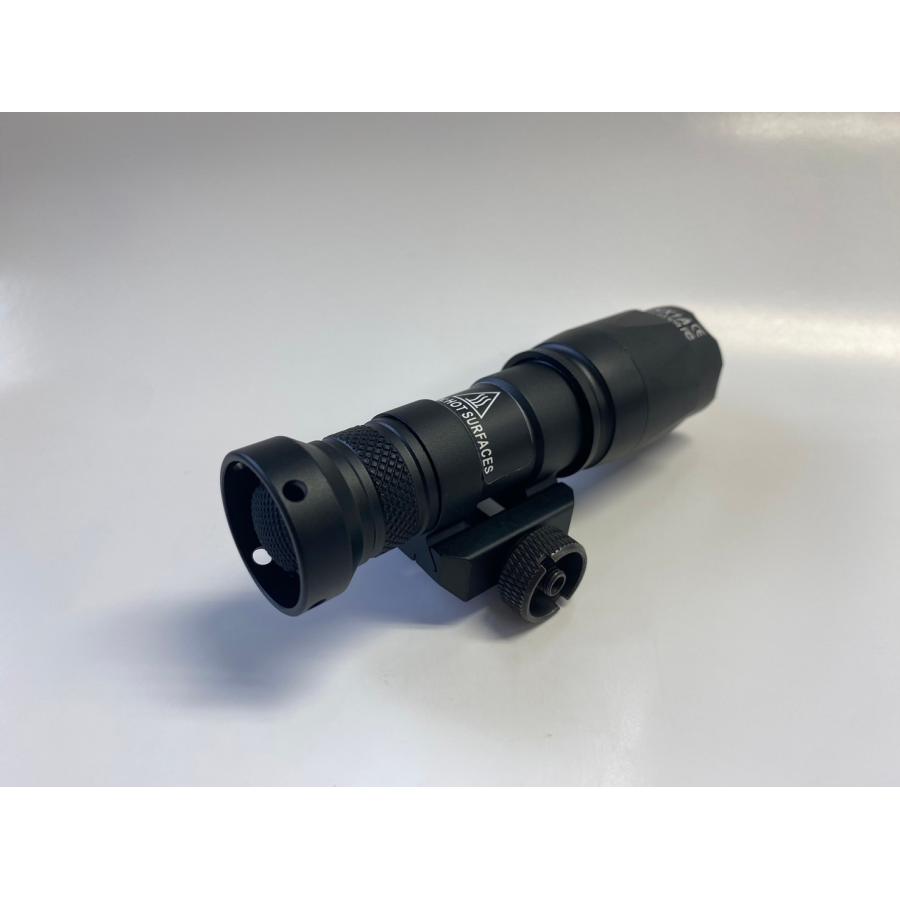 SOTAC SFタイプ M300A スカウトライト ウェポンライト Black [sstc-sd-015-bk] : LIBERATOR - 通販 - Yahoo!ショッピング