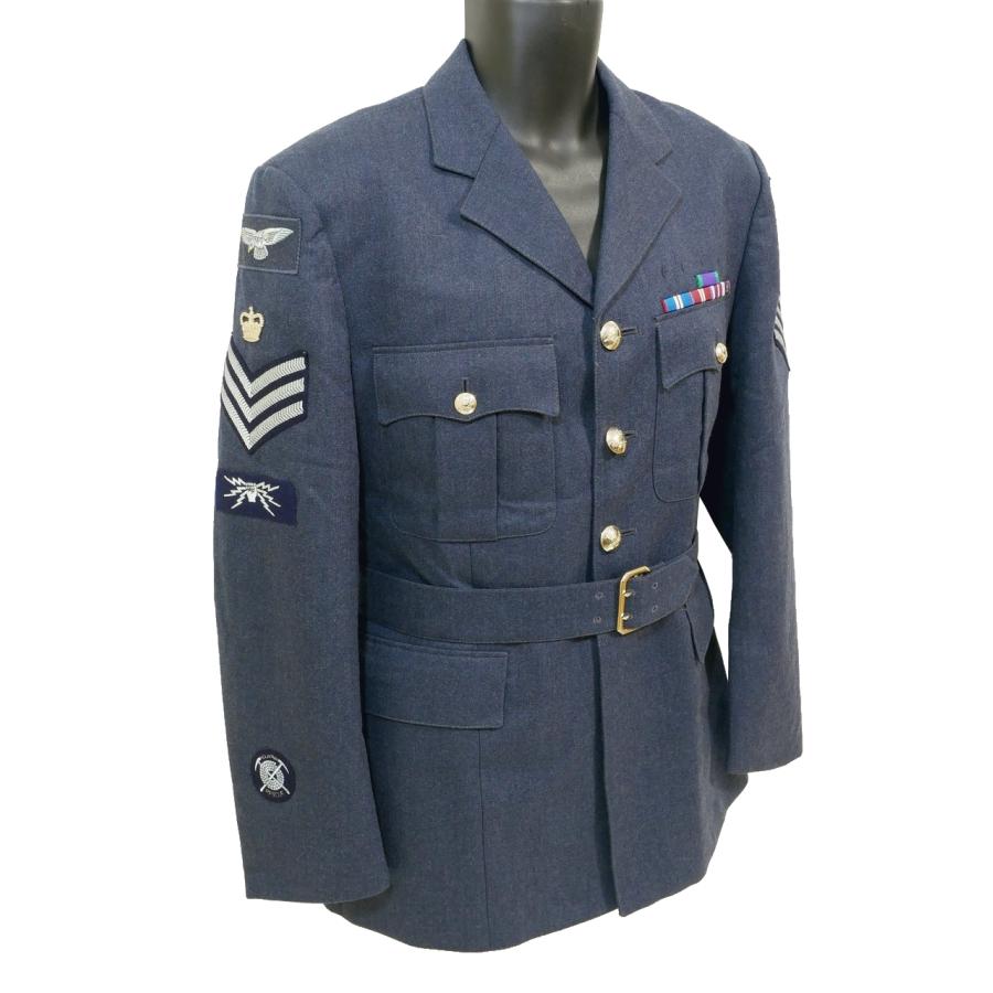 MILITARY イギリス軍 RAF No1 ドレスジャケット フライトサージェント 通信士 山岳救助隊 ベルト付き サイズ表記104R 画像 ...