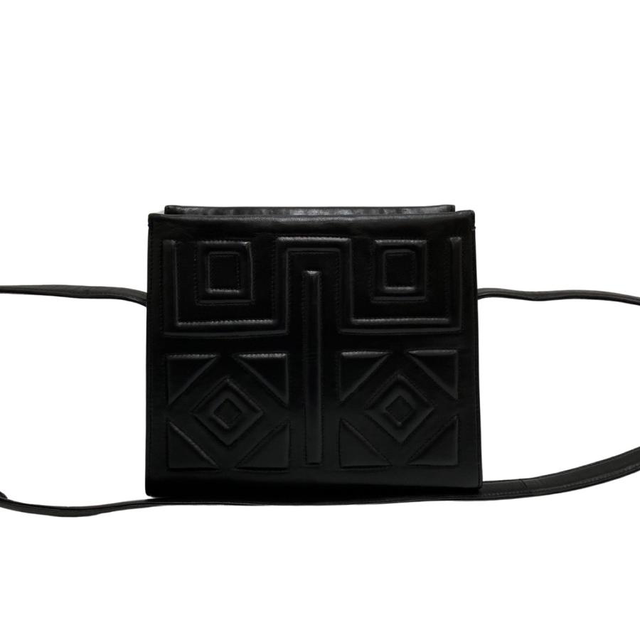 PRADA（プラダ） 極 美品 希少品 ロゴ ラムスキン レザー 本革 ミニ ワン ショルダーバッグ ポシェット サコッシュ ブラック 黒 ...
