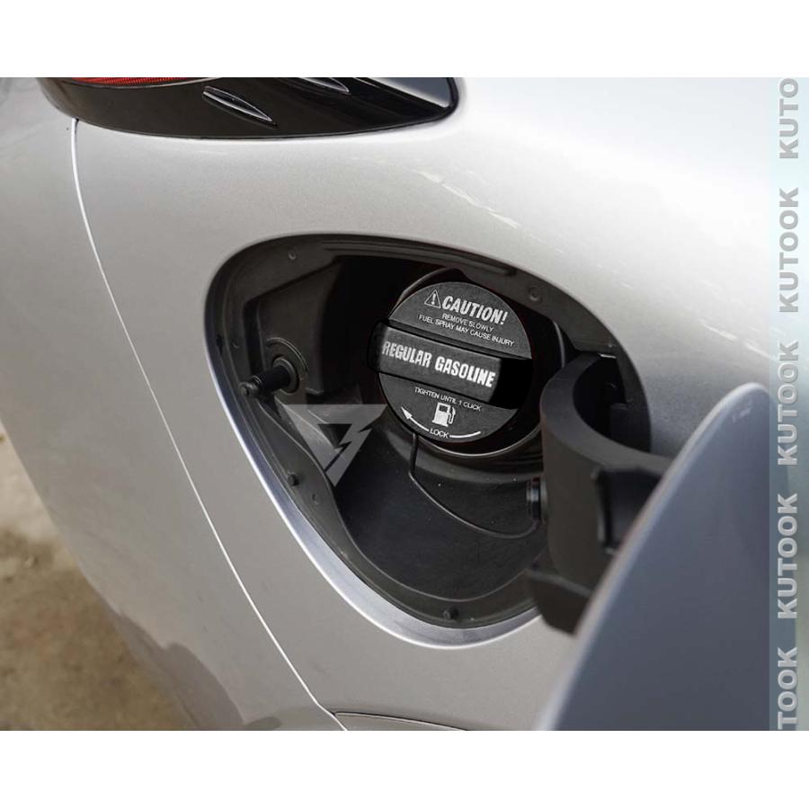 KUTOOK 新型ノートe13 ノートe‐POWER オーラAR系 オシャレ ドレスアップ カスタム 内装 パーツ アルミ合金オイルキャップ フューエルキャップ PDA-NT-153 ...