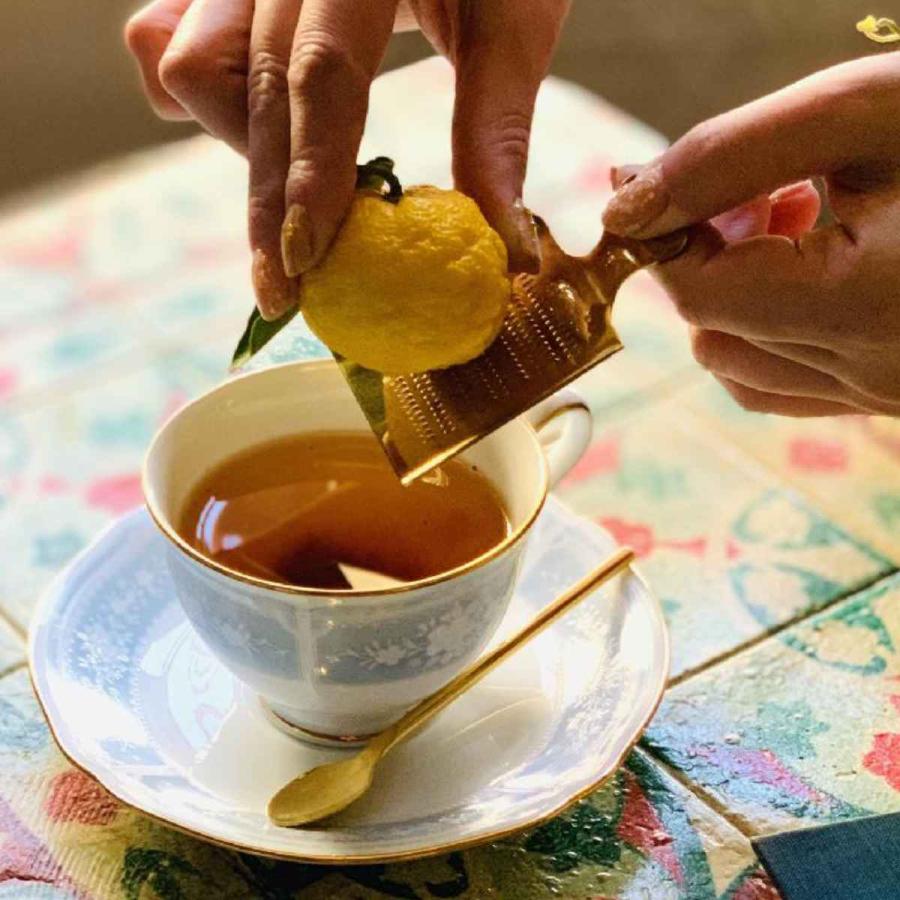 ミニグレーター ブラスカラー BONO （ グレーダー グレーター おろし金 おろし器 ステンレス ） : リビングート ヤフー店 - 通販 ...