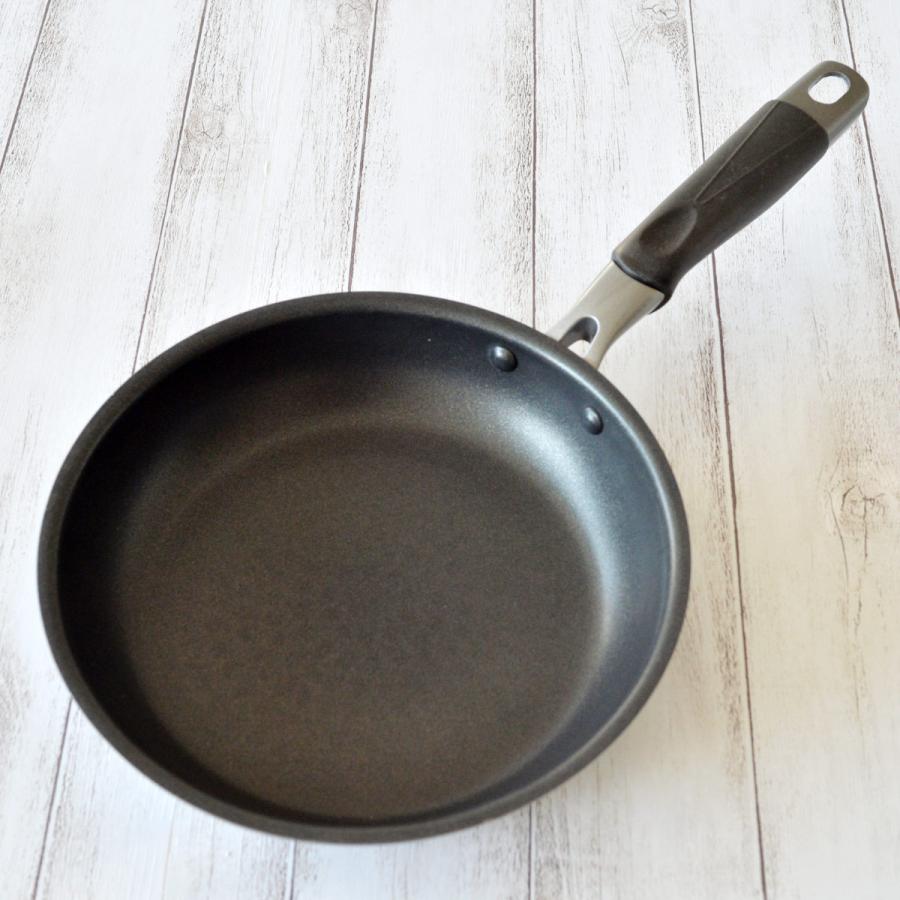 竹原製缶 フライパン 30cm IH対応 霞 日本製 （ ガス火対応 オール熱源対応 金属ヘラOK ふっ素加工 軽い ） : リビングート ヤフー店 - 通販 - Yahoo!ショッピング