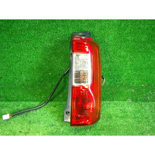 eKワゴン DBA-H81W 右テールランプ M 3G83 3CT T21 SAKAE RCL-007 8330A052 : l parts ...