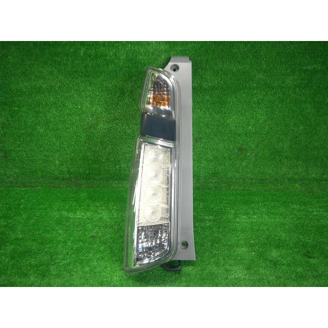 N-WGN N−WGN DBA-JH1 左テールランプ Gコンフォートパッケージ S07A CVT R546M スタンレー 33550-T6G-N01 : l parts - 通販 ...