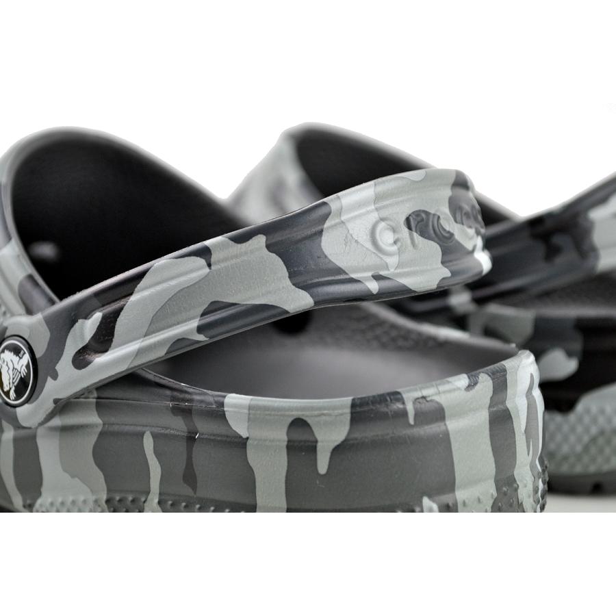 crocs クロックス クラシック プリンテッド カモ クロッグ CLASSIC PRINTED CAMO CLOG SLATE GREY ...