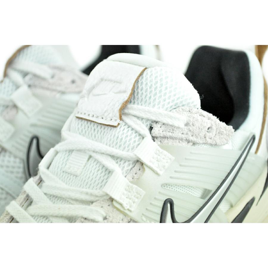 NIKE ナイキ ウィメンズ V2K ラン サミットホワイト クロム ホワイト WMNS RUN summit wht/chrome-wht ...