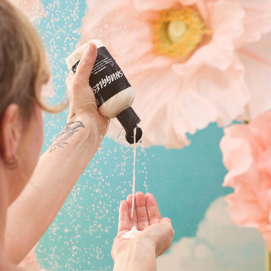 LUSH ラッシュ 公式 スナグルズ 275g ボディソープ プレゼント向け オーガニック カカオバター イランイラン 保湿 ハンドメイド コスメ : LUSH公式 ヤフー店 - 通販 ...