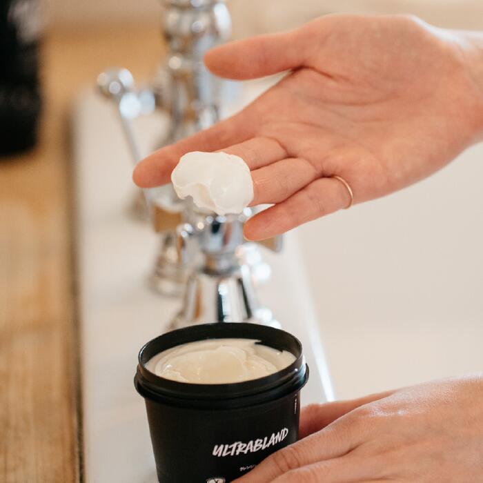 LUSH（ラッシュ） ウルトラブランド 俳句 95g クレンジング バーム メイク落とし プレゼント スキンケア 毛穴 透明感 ローズ ...