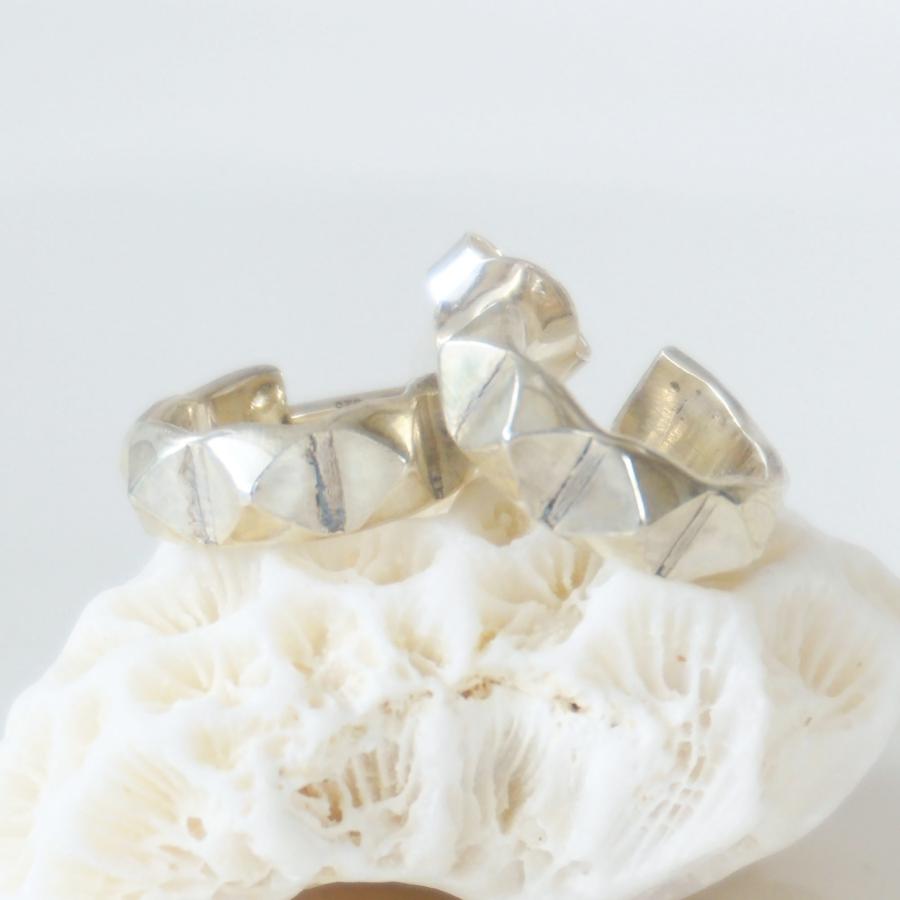 ORNER PARIS シルバー ゴシック スタッズピアス : ラブリ - 通販 - Yahoo!ショッピング