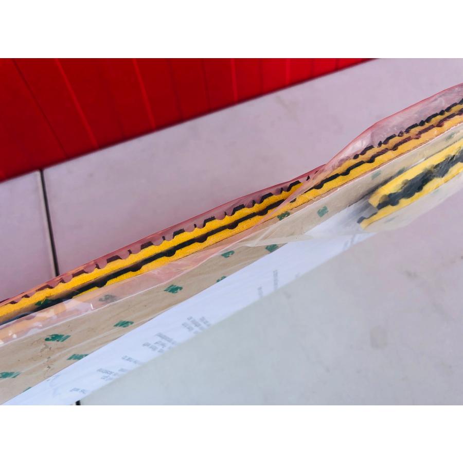 《HT62CD2TPBKYL》HYDRO-TURF KAWASAKI DECK MAT 2-TONE BLKxYELLOWハイドロターフ ...