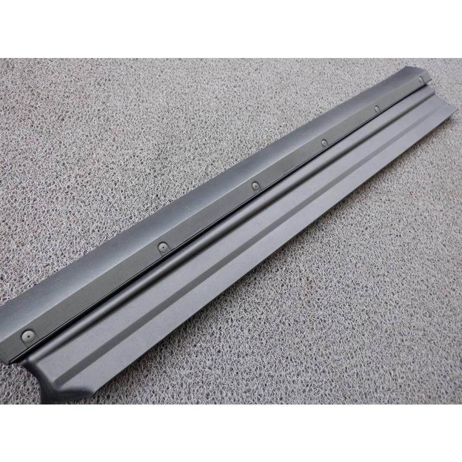 新車外し品 レクサス純正 AGZ10 AGZ15 AYZ10 AYZ15 NX300 フロント 右側 ドアプロテクタモール ドアパネル ...