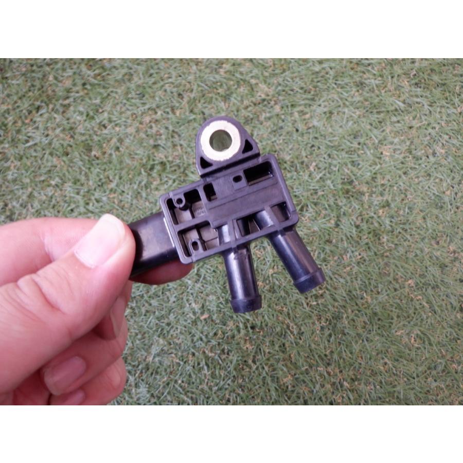 ベンツ純正 W205 Cクラス DPF 排気圧センサー A0009056503 21-11-253 : エムネットヤフーショッピング店 ...