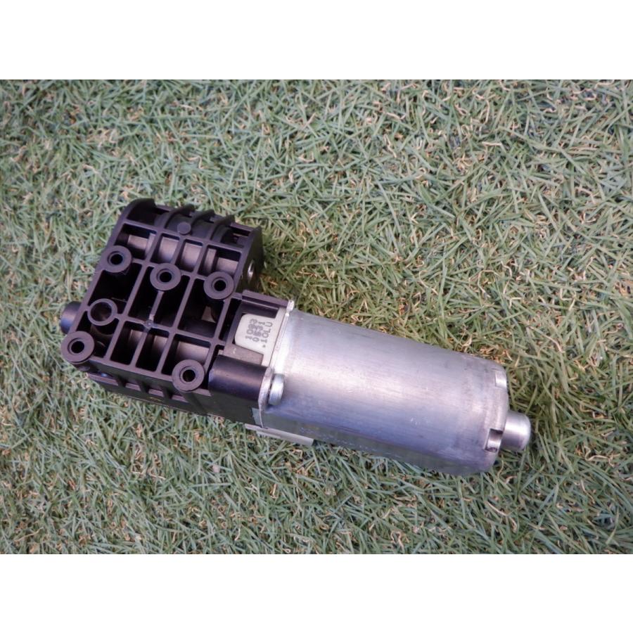 ベンツ純正 X253 C253 GLCクラス ステアリング コラムシャフト用 モーター A2314600225 21-12-478 ...