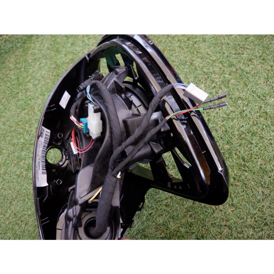 ベンツ純正 W213 Eクラス E200 E220 E300 ドアミラー 右側 A2138105201 21-6-232 : エムネットヤフー ...